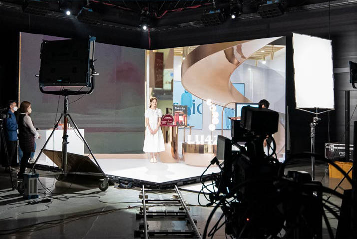 Outdoor & Indoor LED Display Manufacturer - MileStrong